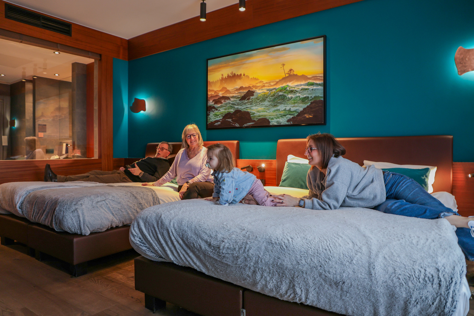 Paddling Bear Hotel | Pairi Daiza